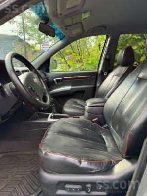 Pelēks Hyundai Santa Fe 2007 Rīga, ar dzinēja tilpumu 2.20 L un nobraukumu 287 tūkst. km par 3200 €, foto 8 vietnē AUTOMOTO.COM.LV