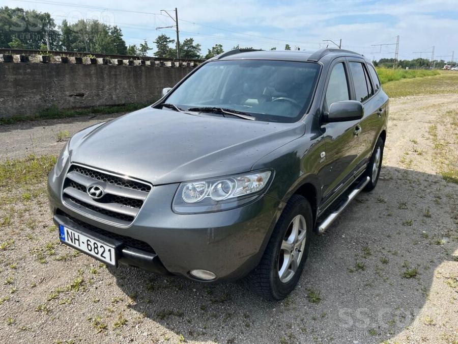 Pelēks Hyundai Santa Fe 2007 Tukums, ar dzinēja tilpumu 2.20 L un nobraukumu 292 tūkst. km par 3400 €, foto 3 vietnē AUTOMOTO.COM.LV