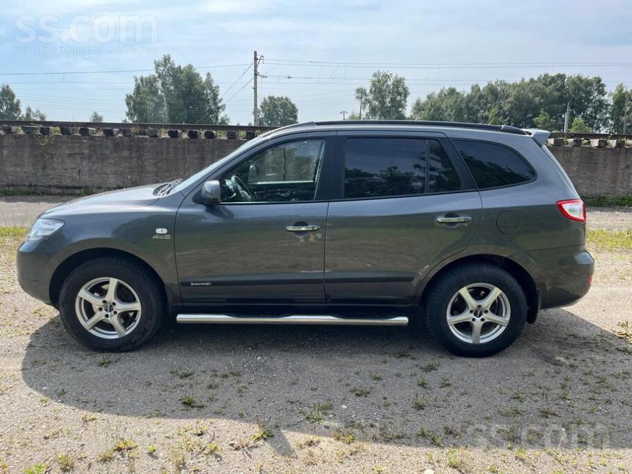 Pelēks Hyundai Santa Fe 2007 Tukums, ar dzinēja tilpumu 2.20 L un nobraukumu 292 tūkst. km par 3400 €, foto 5 vietnē AUTOMOTO.COM.LV