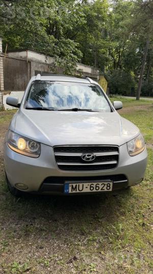 Pelēks Hyundai Santa Fe 2007 Jūrmala, ar dzinēja tilpumu 2.20 L un nobraukumu 308 tūkst. km par 3400 €, foto 5 vietnē AUTOMOTO.COM.LV