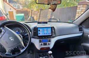 Pelēks Hyundai Santa Fe 2007 Rīga, ar dzinēja tilpumu 2.20 L un nobraukumu 198 tūkst. km par 3400 €, foto 4 vietnē AUTOMOTO.COM.LV