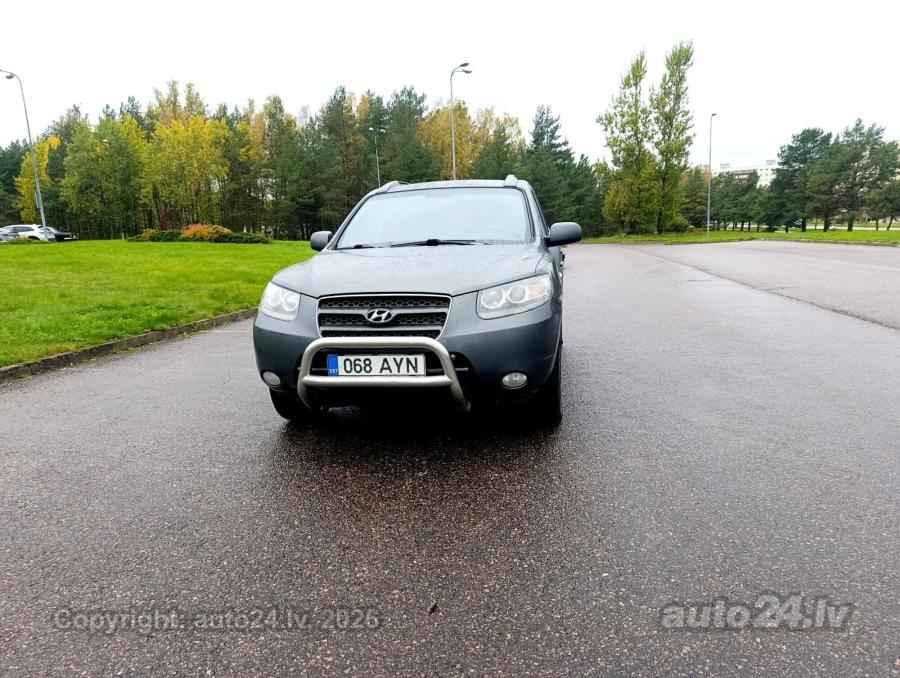 Pelēks Hyundai Santa Fe 2007 Tallina, ar dzinēja tilpumu 2.20 L un nobraukumu 421 tūkst. km par 1799 €, foto 8 vietnē AUTOMOTO.COM.LV