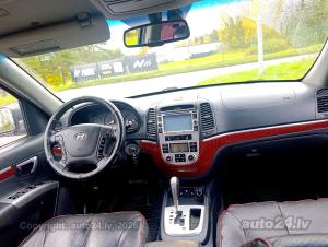 Pelēks Hyundai Santa Fe 2007 Tallina, ar dzinēja tilpumu 2.20 L un nobraukumu 421 tūkst. km par 1799 €, foto 12 vietnē AUTOMOTO.COM.LV