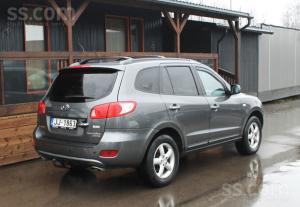 Grey Hyundai Santa Fe 2008 in Riga, with an engine capacity of 2.20 L and mileage of 0 thousand km for 3150 €, photo 3 on AUTOMOTO.COM.LV