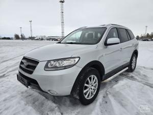 Grey Hyundai Santa Fe 2008 in Marijampole, with an engine capacity of 2.20 L and mileage of 285 thousand km for 3950 €, photo  on AUTOMOTO.COM.LV