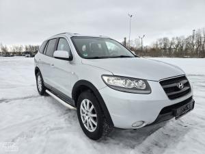 Grey Hyundai Santa Fe 2008 in Marijampole, with an engine capacity of 2.20 L and mileage of 285 thousand km for 3950 €, photo 2 on AUTOMOTO.COM.LV