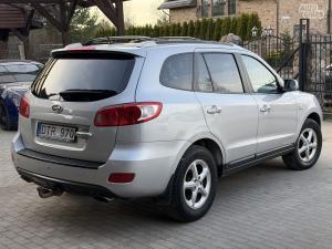 Grey Hyundai Santa Fe 2008 in Vilnius, with an engine capacity of 2.20 L and mileage of 377 thousand km for 2899 €, photo 8 on AUTOMOTO.COM.LV