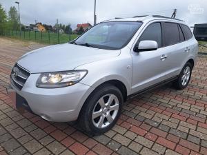 Grey Hyundai Santa Fe 2008 in Silute, with an engine capacity of 2.20 L and mileage of 274 thousand km for 3650 €, photo 3 on AUTOMOTO.COM.LV