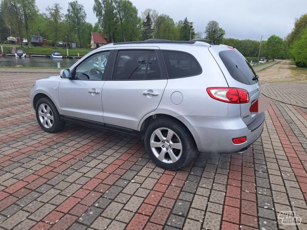 Pelēks Hyundai Santa Fe 2008 Šilutė, ar dzinēja tilpumu 2.20 L un nobraukumu 274 tūkst. km par 3650 €, foto 4 vietnē AUTOMOTO.COM.LV