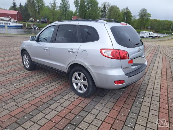 Pelēks Hyundai Santa Fe 2008 Šilutė, ar dzinēja tilpumu 2.20 L un nobraukumu 274 tūkst. km par 3650 €, foto 5 vietnē AUTOMOTO.COM.LV