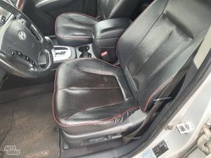 Grey Hyundai Santa Fe 2008 in Silute, with an engine capacity of 2.20 L and mileage of 274 thousand km for 3650 €, photo 14 on AUTOMOTO.COM.LV