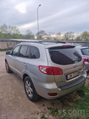 Pelēks Hyundai Santa Fe 2008 Dobele, ar dzinēja tilpumu 2.20 L un nobraukumu 0 tūkst. km par 1400 €, foto 5 vietnē AUTOMOTO.COM.LV