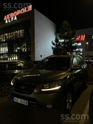 Grey Hyundai Santa Fe 2008 in Riga, with an engine capacity of 2.20 L and mileage of 253 thousand km for 4000 €, photo  on AUTOMOTO.COM.LV