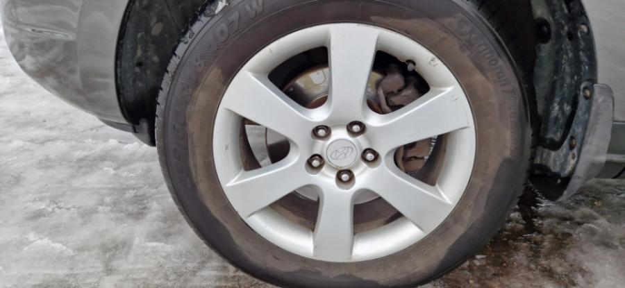 Pelēks Hyundai Santa Fe 2008 Rīga, ar dzinēja tilpumu 2.20 L un nobraukumu 210 tūkst. km par 5950 €, foto 16 vietnē AUTOMOTO.COM.LV