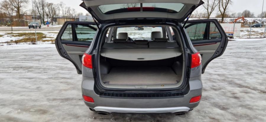Pelēks Hyundai Santa Fe 2008 Rīga, ar dzinēja tilpumu 2.20 L un nobraukumu 210 tūkst. km par 5950 €, foto 22 vietnē AUTOMOTO.COM.LV