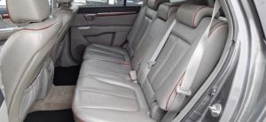 Pelēks Hyundai Santa Fe 2008 Rīga, ar dzinēja tilpumu 2.20 L un nobraukumu 210 tūkst. km par 5950 €, foto 26 vietnē AUTOMOTO.COM.LV