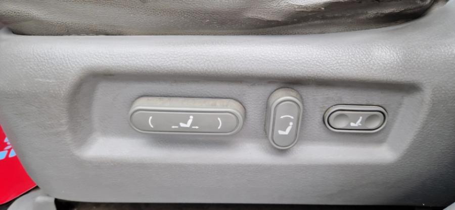 Pelēks Hyundai Santa Fe 2008 Rīga, ar dzinēja tilpumu 2.20 L un nobraukumu 210 tūkst. km par 5950 €, foto 27 vietnē AUTOMOTO.COM.LV