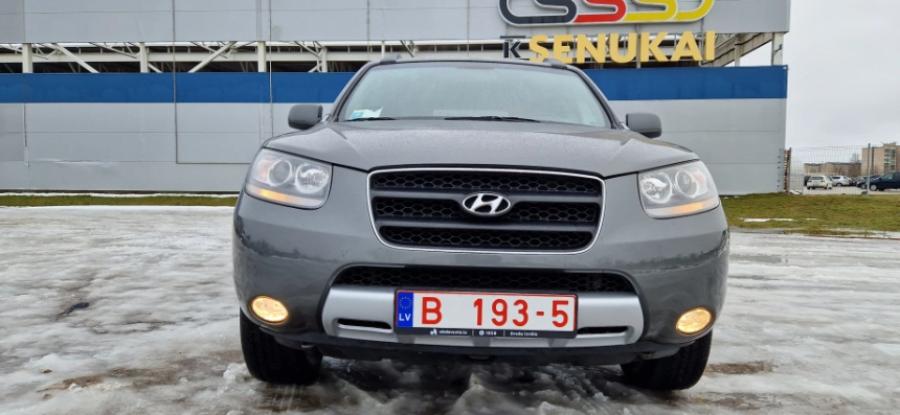 Pelēks Hyundai Santa Fe 2008 Rīga, ar dzinēja tilpumu 2.20 L un nobraukumu 210 tūkst. km par 5950 €, foto 29 vietnē AUTOMOTO.COM.LV