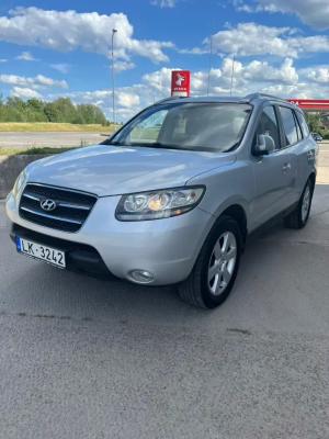 Grey Hyundai Santa Fe 2008 in Jekabpils, with an engine capacity of 2.20 L and mileage of 201 thousand km for 4300 €, photo 5 on AUTOMOTO.COM.LV