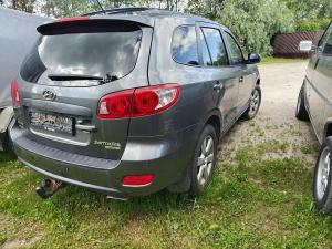 Серый Хендай Санта Фе 2008 в Укмерге, объемом двигателя 2.19 л и пробегом 400 тыс. км за 1400 €, фото 7 на AUTOMOTO.COM.LV