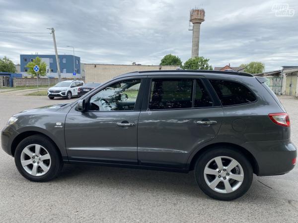 Grey Hyundai Santa Fe 2008 in Kaunas, with an engine capacity of 2.20 L and mileage of 355 thousand km for 3500 €, photo 6 on AUTOMOTO.COM.LV