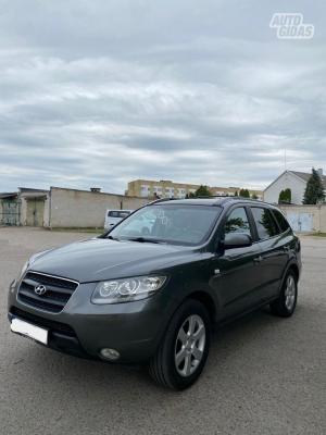 Grey Hyundai Santa Fe 2008 in Kaunas, with an engine capacity of 2.20 L and mileage of 355 thousand km for 3500 €, photo 8 on AUTOMOTO.COM.LV