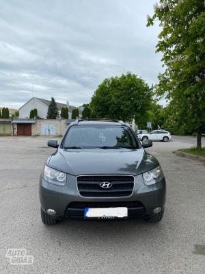 Grey Hyundai Santa Fe 2008 in Kaunas, with an engine capacity of 2.20 L and mileage of 355 thousand km for 3500 €, photo 9 on AUTOMOTO.COM.LV