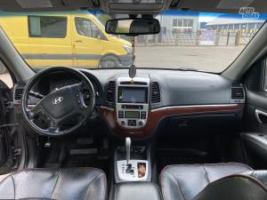 Grey Hyundai Santa Fe 2008 in Kaunas, with an engine capacity of 2.20 L and mileage of 355 thousand km for 3500 €, photo 15 on AUTOMOTO.COM.LV