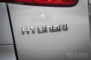 Pelēks Hyundai Santa Fe 2008 Rīga, ar dzinēja tilpumu 2.20 L un nobraukumu 352 tūkst. km par 3995 €, foto 8 vietnē AUTOMOTO.COM.LV