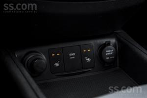 Pelēks Hyundai Santa Fe 2008 Rīga, ar dzinēja tilpumu 2.20 L un nobraukumu 352 tūkst. km par 3995 €, foto 22 vietnē AUTOMOTO.COM.LV
