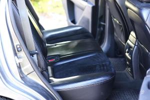 Pelēks Hyundai Santa Fe 2009 Kretinga, ar dzinēja tilpumu 2.20 L un nobraukumu 296 tūkst. km par 4199 €, foto 18 vietnē AUTOMOTO.COM.LV