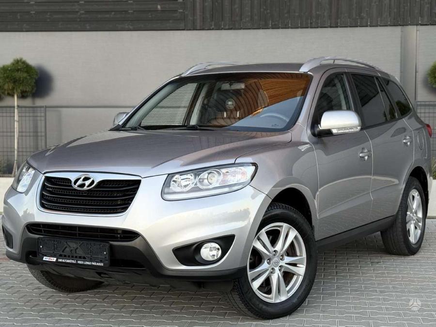 Pelēks Hyundai Santa Fe 2010 Šauļi, ar dzinēja tilpumu 2.20 L un nobraukumu 205 tūkst. km par 6950 €, foto 2 vietnē AUTOMOTO.COM.LV