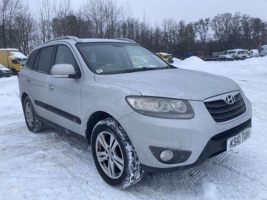 Pelēks Hyundai Santa Fe 2010 Kauņa, ar dzinēja tilpumu 2.20 L un nobraukumu 163 tūkst. km par 2450 €, foto 1 vietnē AUTOMOTO.COM.LV