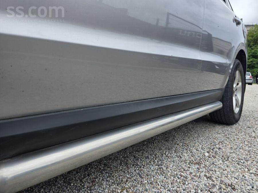 Grey Hyundai Santa Fe 2010 in Ventspils, with an engine capacity of 2.20 L and mileage of 311 thousand km for 4900 €, photo 23 on AUTOMOTO.COM.LV
