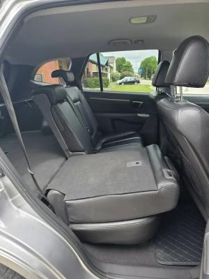 Grey Hyundai Santa Fe 2010 in Ventspils, with an engine capacity of 2.20 L and mileage of 311 thousand km for 4900 €, photo 20 on AUTOMOTO.COM.LV
