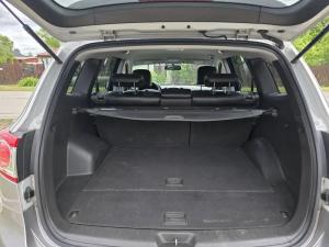 Grey Hyundai Santa Fe 2010 in Ventspils, with an engine capacity of 2.20 L and mileage of 311 thousand km for 4900 €, photo 21 on AUTOMOTO.COM.LV