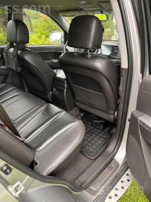 Pelēks Hyundai Santa Fe 2010 Liepāja, ar dzinēja tilpumu 2.20 L un nobraukumu 139 tūkst. km par 6500 €, foto 15 vietnē AUTOMOTO.COM.LV