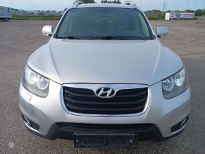 Pelēks Hyundai Santa Fe 2010 Marijampole, ar dzinēja tilpumu 2.20 L un nobraukumu 218 tūkst. km par 5650 €, foto 3 vietnē AUTOMOTO.COM.LV