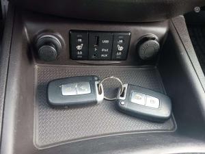 Pelēks Hyundai Santa Fe 2010 Marijampole, ar dzinēja tilpumu 2.20 L un nobraukumu 218 tūkst. km par 5650 €, foto 9 vietnē AUTOMOTO.COM.LV