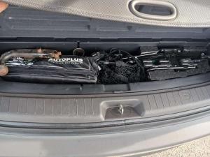 Pelēks Hyundai Santa Fe 2010 Marijampole, ar dzinēja tilpumu 2.20 L un nobraukumu 218 tūkst. km par 5650 €, foto 19 vietnē AUTOMOTO.COM.LV