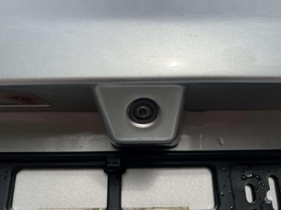 Grey Hyundai Santa Fe 2010 in Kelme, with an engine capacity of 2.20 L and mileage of 232 thousand km for 4850 €, photo 16 on AUTOMOTO.COM.LV