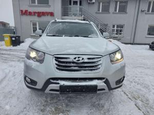 Pelēks Hyundai Santa Fe 2011 Marijampole, ar dzinēja tilpumu 2.20 L un nobraukumu 237 tūkst. km par 5299 €, foto 3 vietnē AUTOMOTO.COM.LV