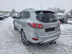 Pelēks Hyundai Santa Fe 2011 Marijampole, ar dzinēja tilpumu 2.20 L un nobraukumu 237 tūkst. km par 5299 €, foto 7 vietnē AUTOMOTO.COM.LV
