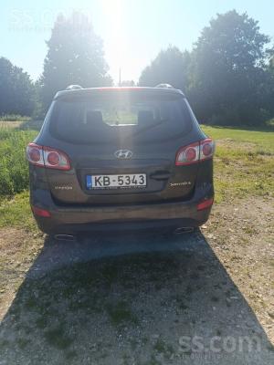 Pelēks Hyundai Santa Fe 2011 Rīga, ar dzinēja tilpumu 2.40 L un nobraukumu 276 tūkst. km par 5000 €, foto 6 vietnē AUTOMOTO.COM.LV