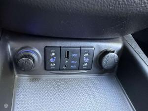 Pelēks Hyundai Santa Fe 2011 Kauņa, ar dzinēja tilpumu 2.20 L un nobraukumu 248 tūkst. km par 6750 €, foto 22 vietnē AUTOMOTO.COM.LV