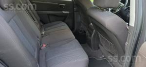 Pelēks Hyundai Santa Fe 2011 Rīga, ar dzinēja tilpumu 2.40 L un nobraukumu 275 tūkst. km par 4100 €, foto 10 vietnē AUTOMOTO.COM.LV