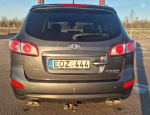 Pelēks Hyundai Santa Fe 2011 Viļņa, ar dzinēja tilpumu 2.20 L un nobraukumu 592 tūkst. km par 4300 €, foto 6 vietnē AUTOMOTO.COM.LV