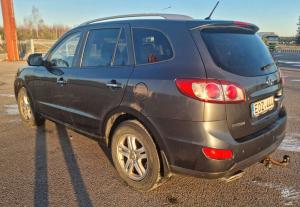 Pelēks Hyundai Santa Fe 2011 Viļņa, ar dzinēja tilpumu 2.20 L un nobraukumu 592 tūkst. km par 4300 €, foto 7 vietnē AUTOMOTO.COM.LV