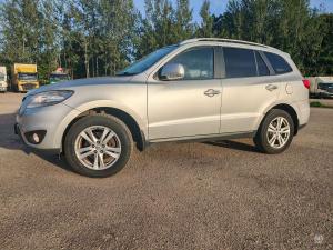 Pelēks Hyundai Santa Fe 2011 Kauņa, ar dzinēja tilpumu 2.20 L un nobraukumu 184 tūkst. km par 2150 €, foto 3 vietnē AUTOMOTO.COM.LV