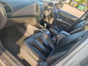 Pelēks Hyundai Santa Fe 2011 Kauņa, ar dzinēja tilpumu 2.20 L un nobraukumu 184 tūkst. km par 2150 €, foto 22 vietnē AUTOMOTO.COM.LV